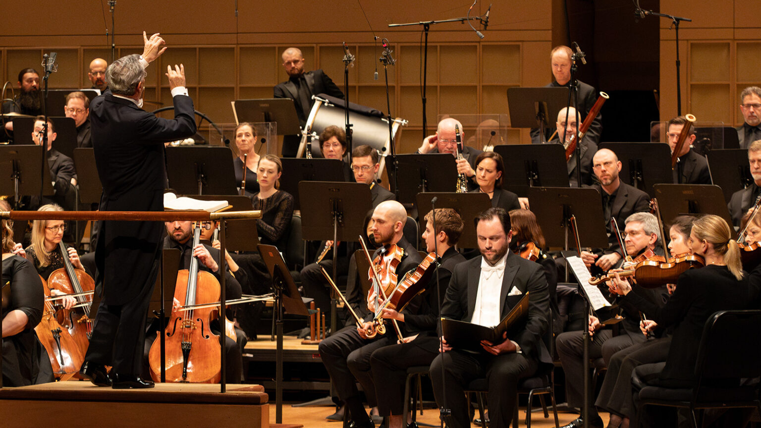 STEVE HACKMAN CONDUCTS HIS Stravinsky X Kendrick Lamar - Dallas ...